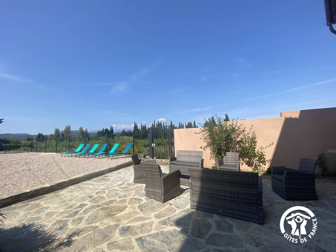 168 M² Gîte ∙ 5 Chambres ∙ 10 Personnes - Thuir