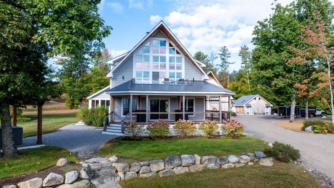 House ∙ 4 Bedrooms ∙ 12 Guests - Maine