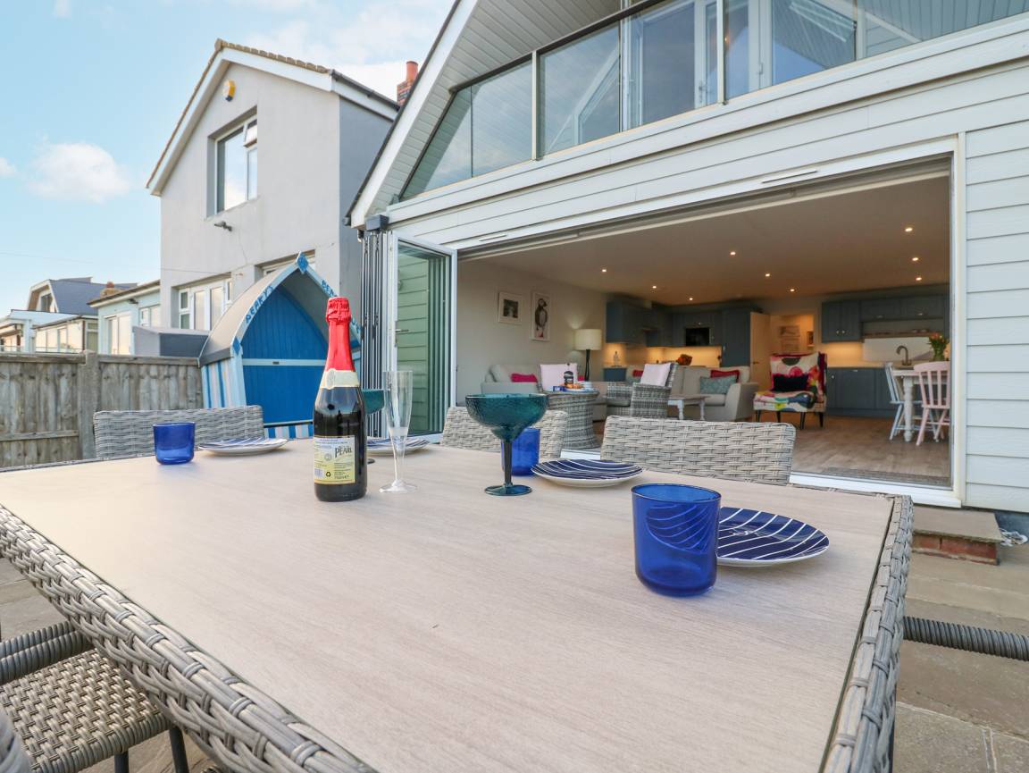 Cottage ∙ 3 Bedrooms ∙ 6 Guests - Pevensey Bay