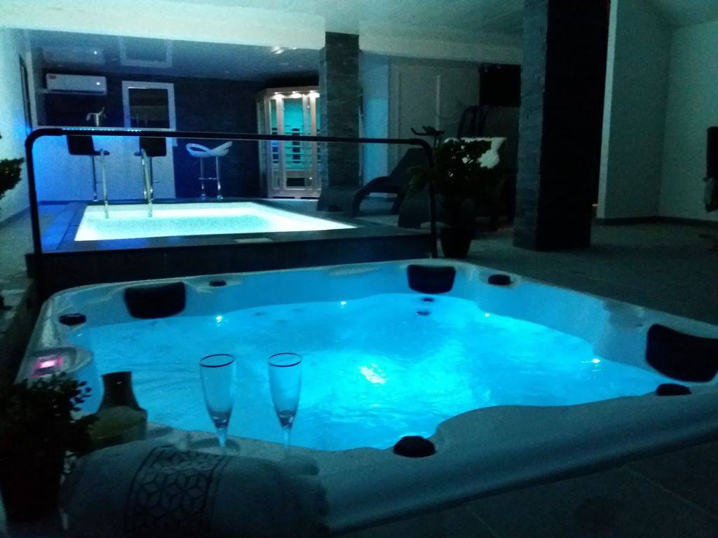 Maison De Vacances ∙ 6 Chambres ∙ 13 Personnes - Saint-Lary-Soulan