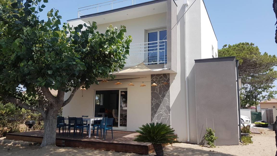 113 M² Gîte ∙ 4 Chambres ∙ 8 Personnes - Agde