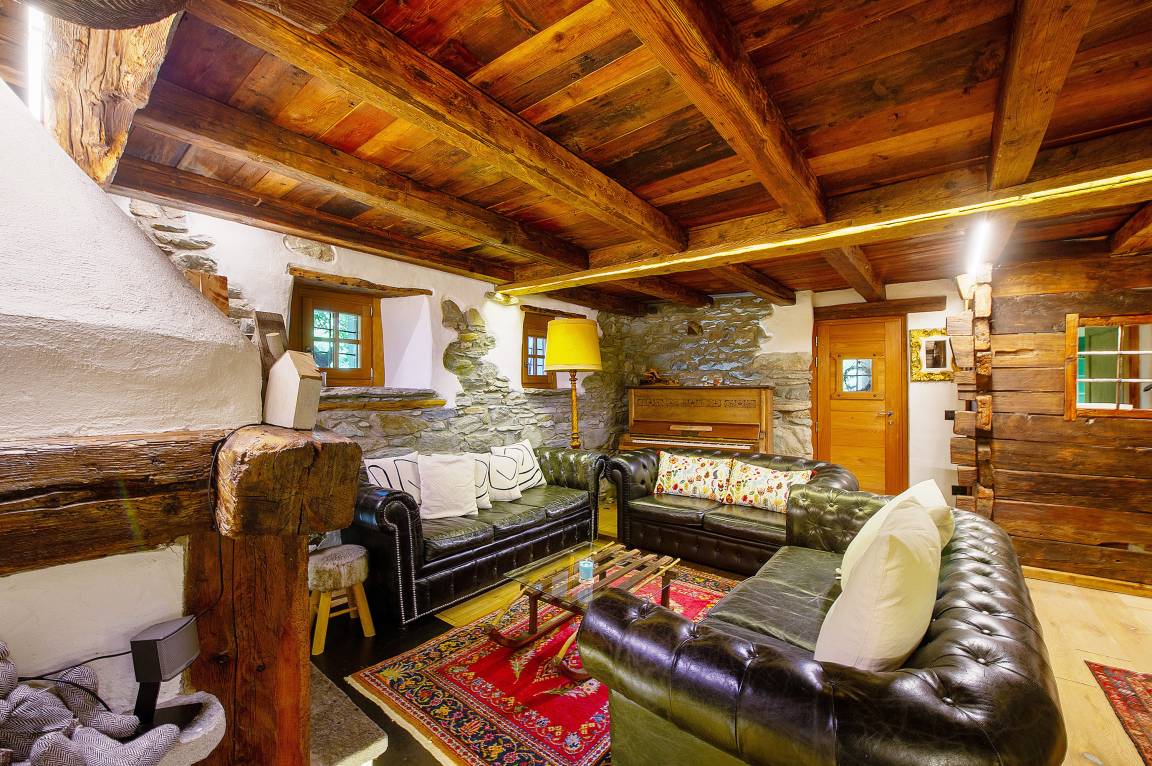 250 M² Chalet ∙ 5 Bedrooms ∙ 10 Guests - Chamois
