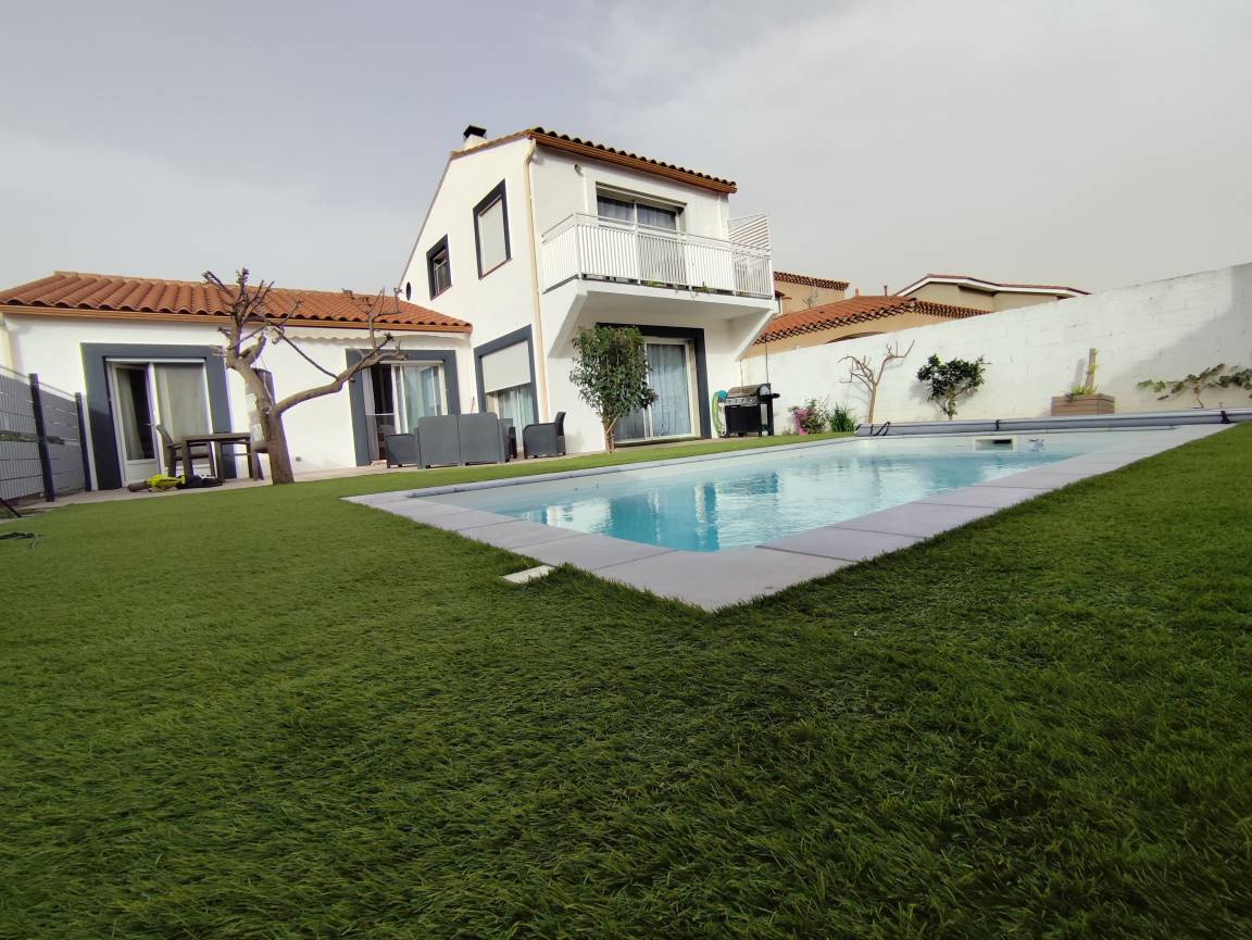 120 M² Maison De Vacances ∙ 3 Chambres ∙ 5 Personnes - Le Boulou
