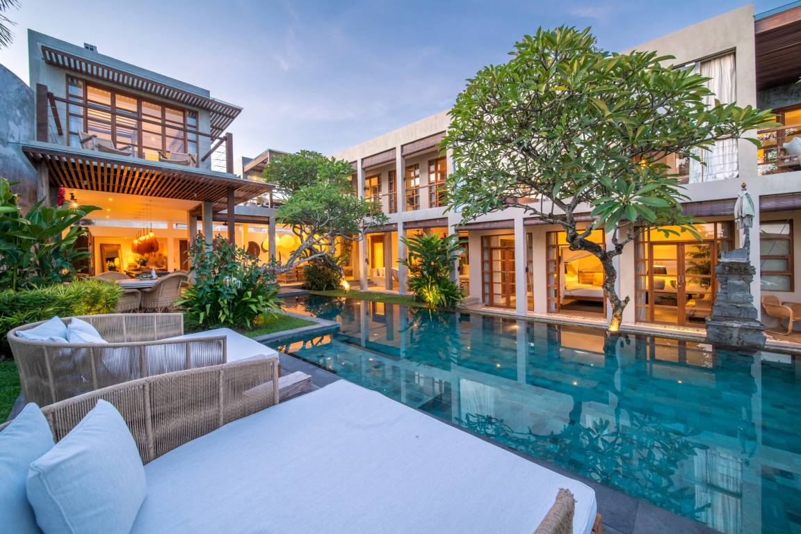 364 M² Villa ∙ 4 Chambres ∙ 8 Personnes - Tabanan