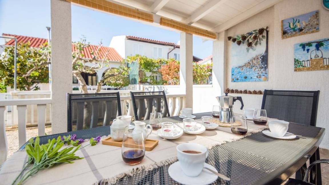 50 M² Apartment ∙ 2 Bedrooms ∙ 6 Guests - Vir