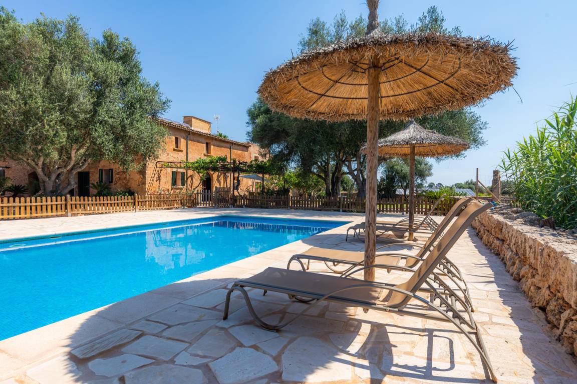 96 M² Casa ∙ 2 Habitaciones ∙ 4 Huéspedes - Cala Pi