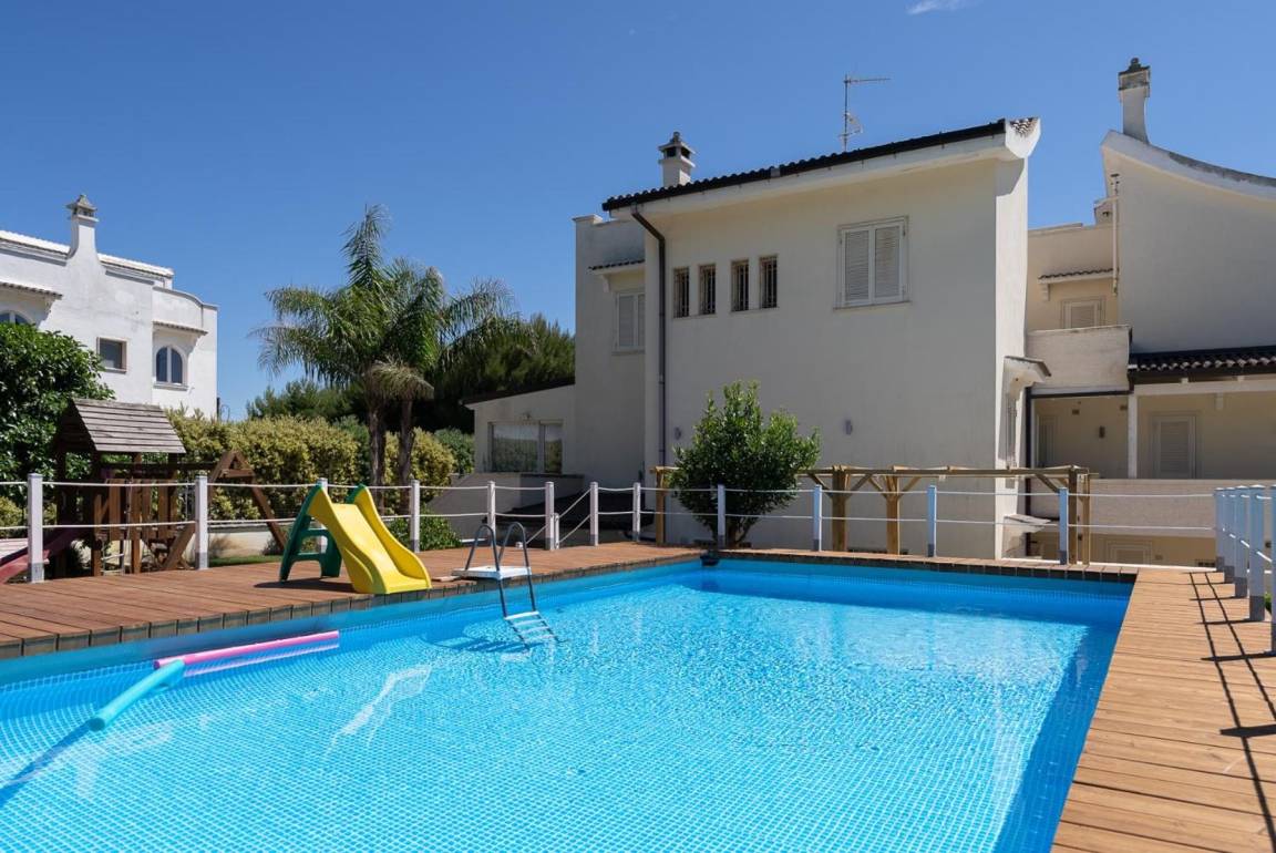 60 M² Appartamento Vacanza ∙ 2 Camere Da Letto ∙ 8 Ospiti - Bari