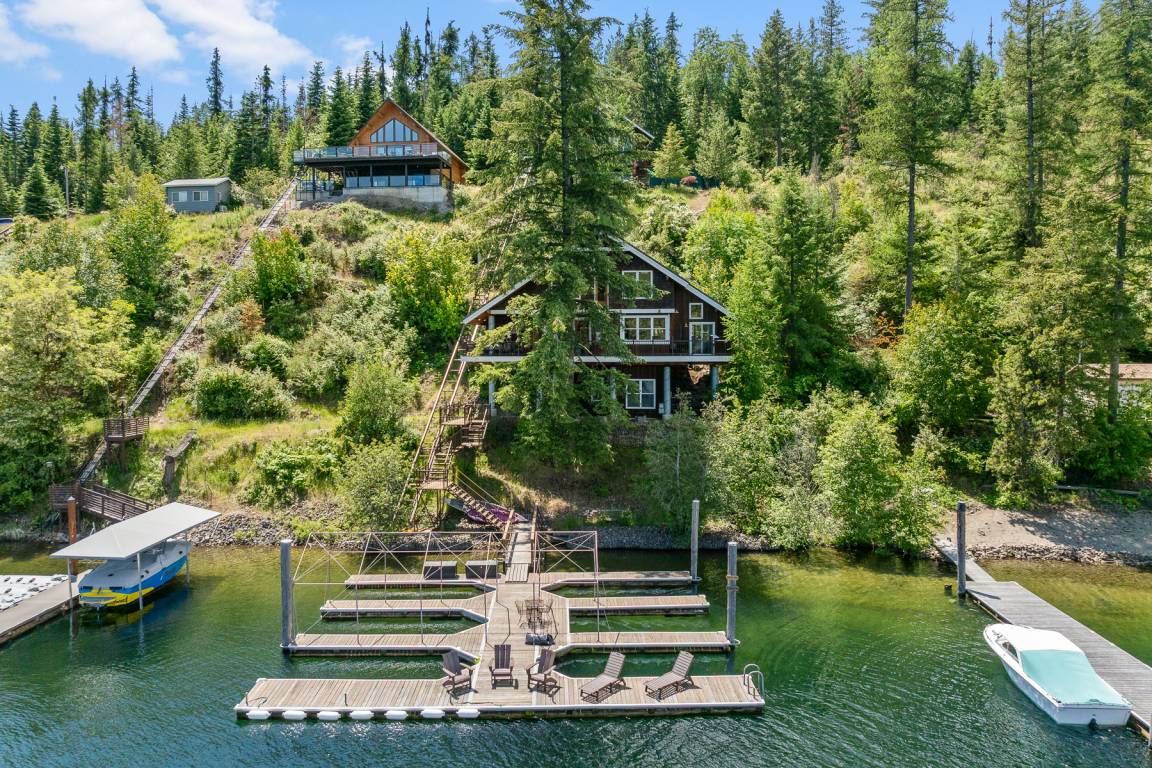 222 M² House ∙ 5 Bedrooms ∙ 11 Guests - Lake Coeur d'Alene, ID