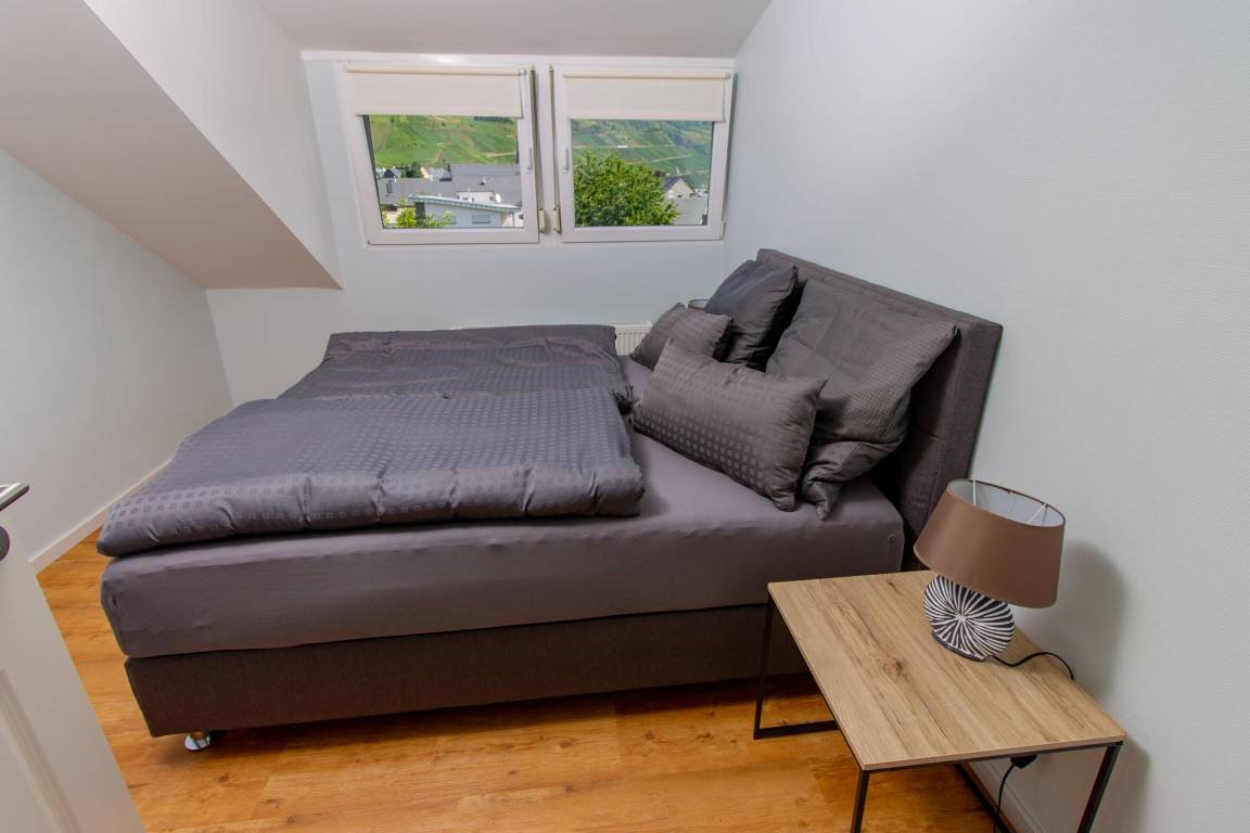 90 M² Ferienwohnung ∙ 2 Schlafzimmer ∙ 2 Gäste - Traben-Trarbach