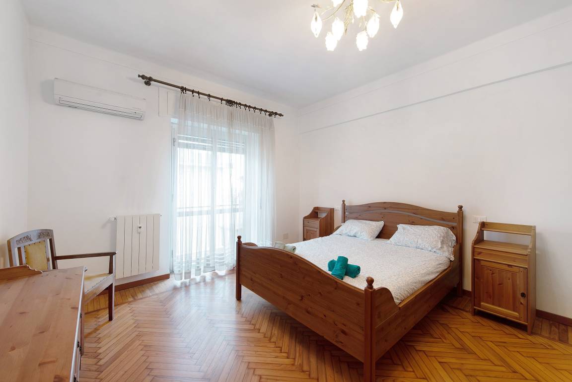 96 M² Appartamento Vacanza ∙ 2 Camere Da Letto ∙ 4 Ospiti - Genova