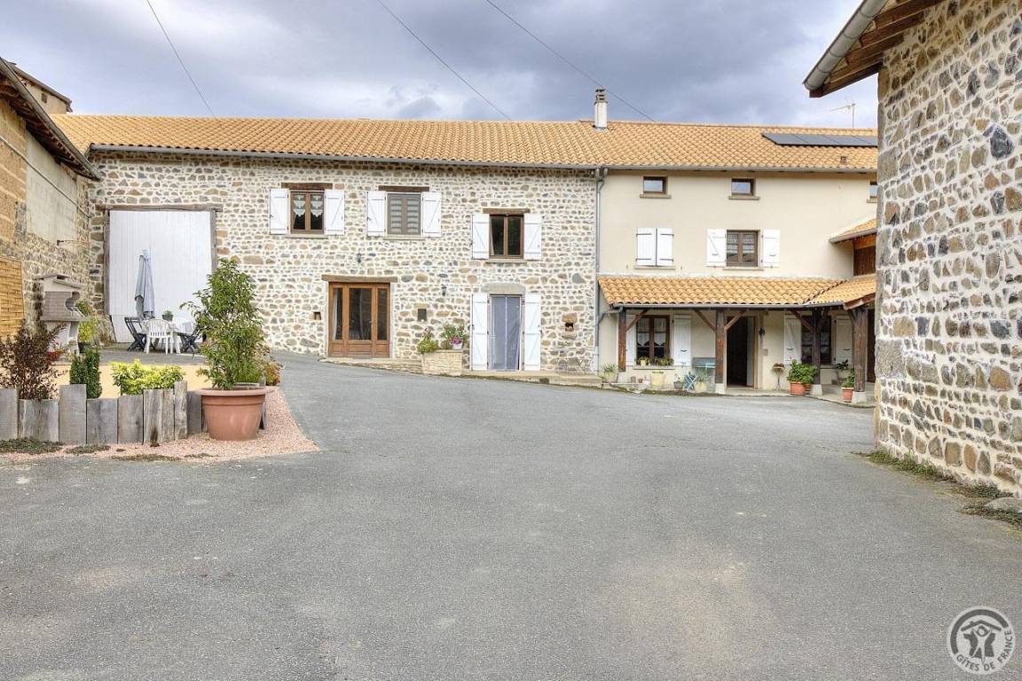 44 M² Gîte ∙ 1 Slaapkamer ∙ 3 Gasten - Rhône