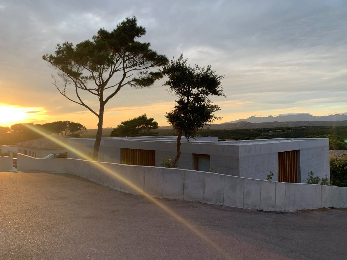 140 M² Villa ∙ 4 Bedrooms ∙ 8 Guests - Bonifacio