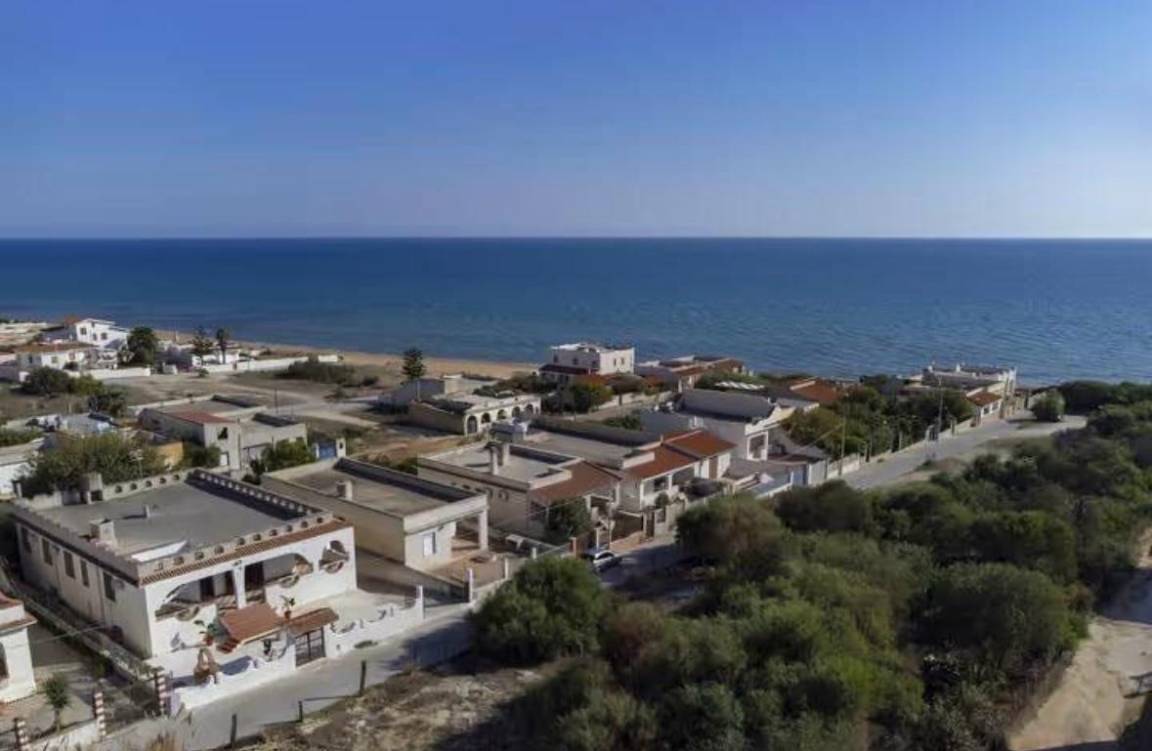 Villa ∙ 4 Habitaciones ∙ 12 Huéspedes - Castelvetrano