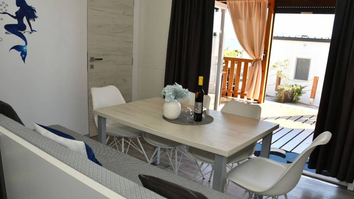 34 M² Apartment ∙ 3 Bedrooms ∙ 6 Guests - Murter