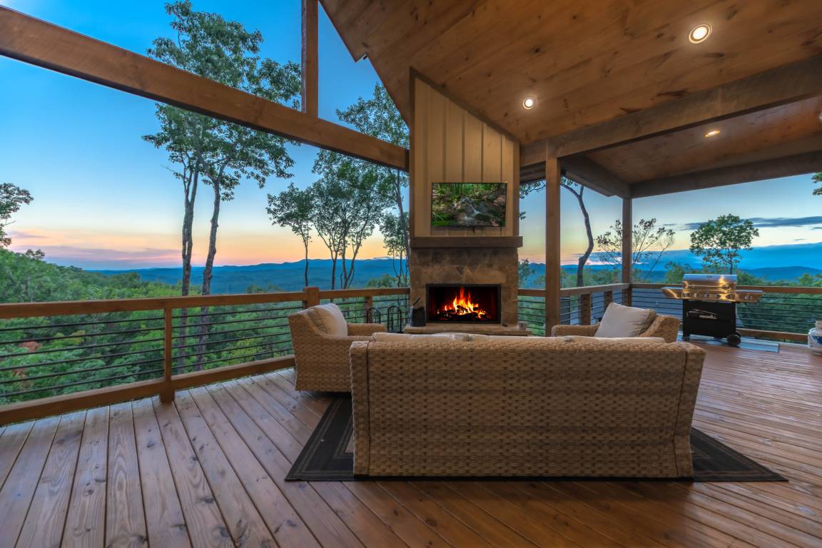 353 M² Cabaña ∙ 5 Habitaciones ∙ 17 Huéspedes - Blue Ridge, GA