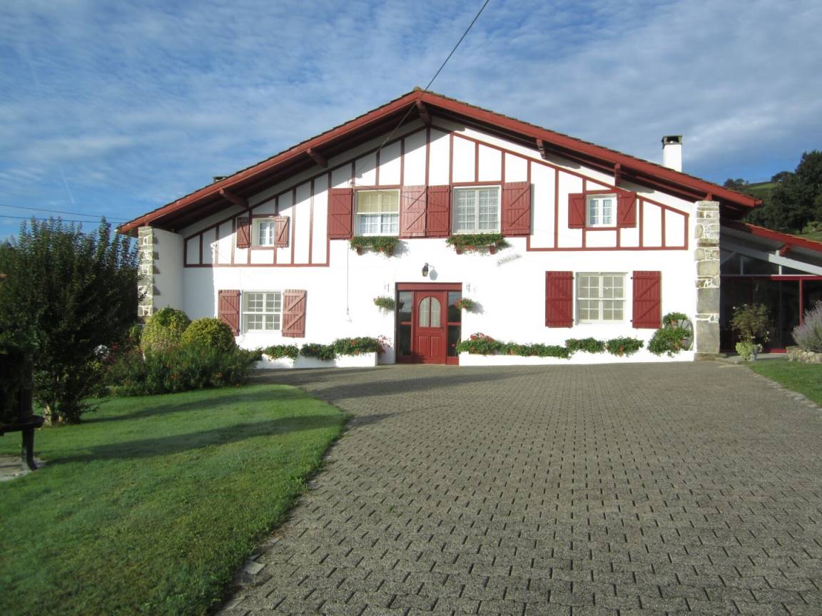 75 M² Gîte ∙ 2 Chambres ∙ 5 Personnes - Pyrénées