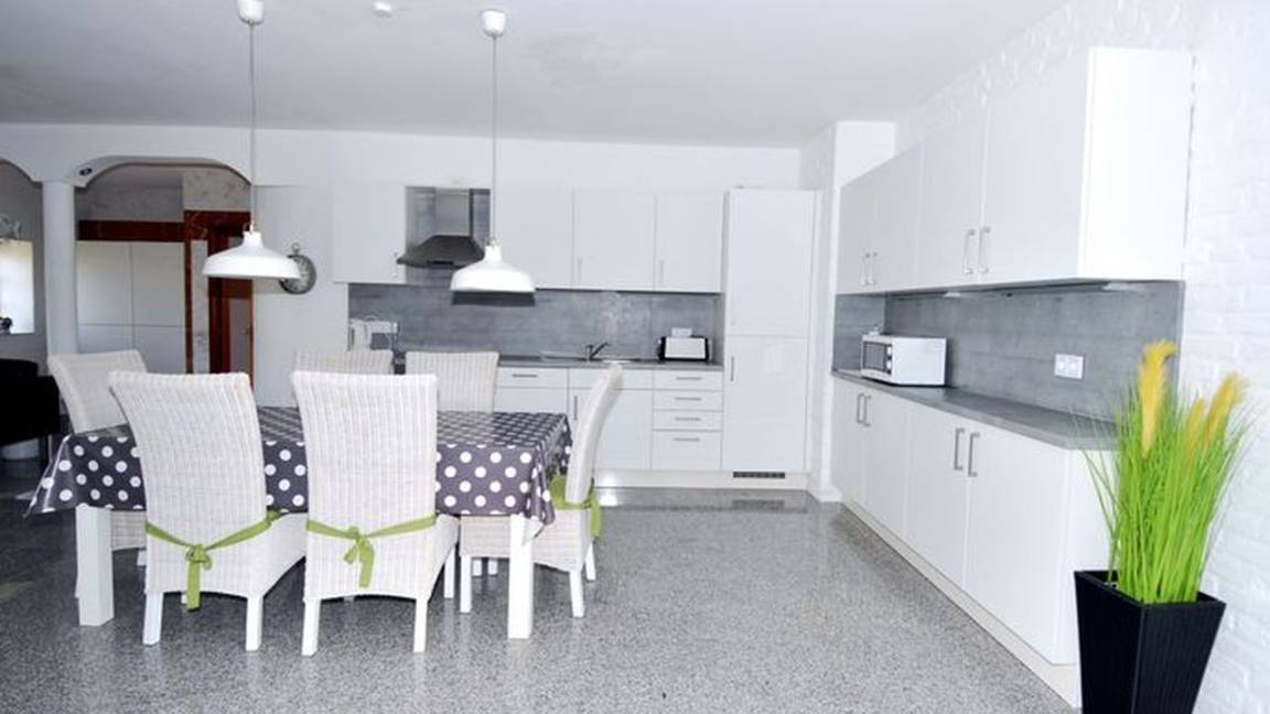 130 M² Ferienwohnung ∙ 4 Schlafzimmer ∙ 6 Gäste - Heiligenhafen