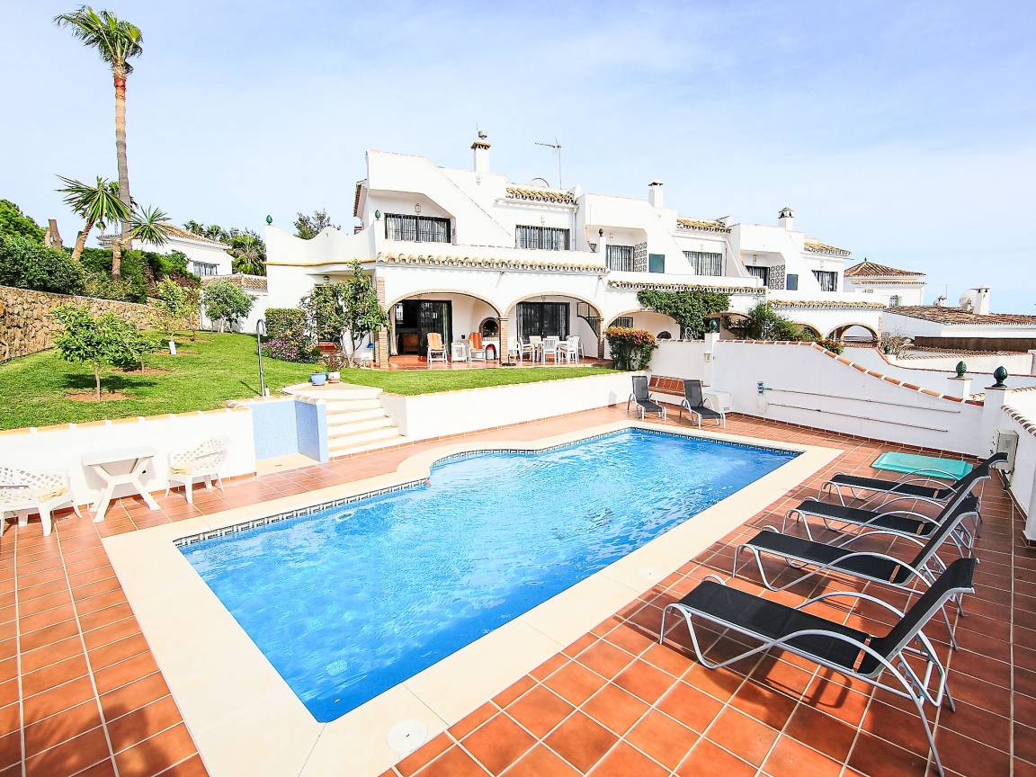 200 M² Maison De Vacances ∙ 3 Chambres ∙ 7 Personnes - Calahonda