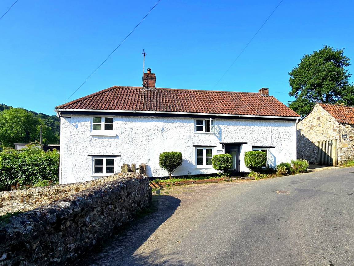 Cottage ∙ 3 Bedrooms ∙ 5 Guests - Branscombe