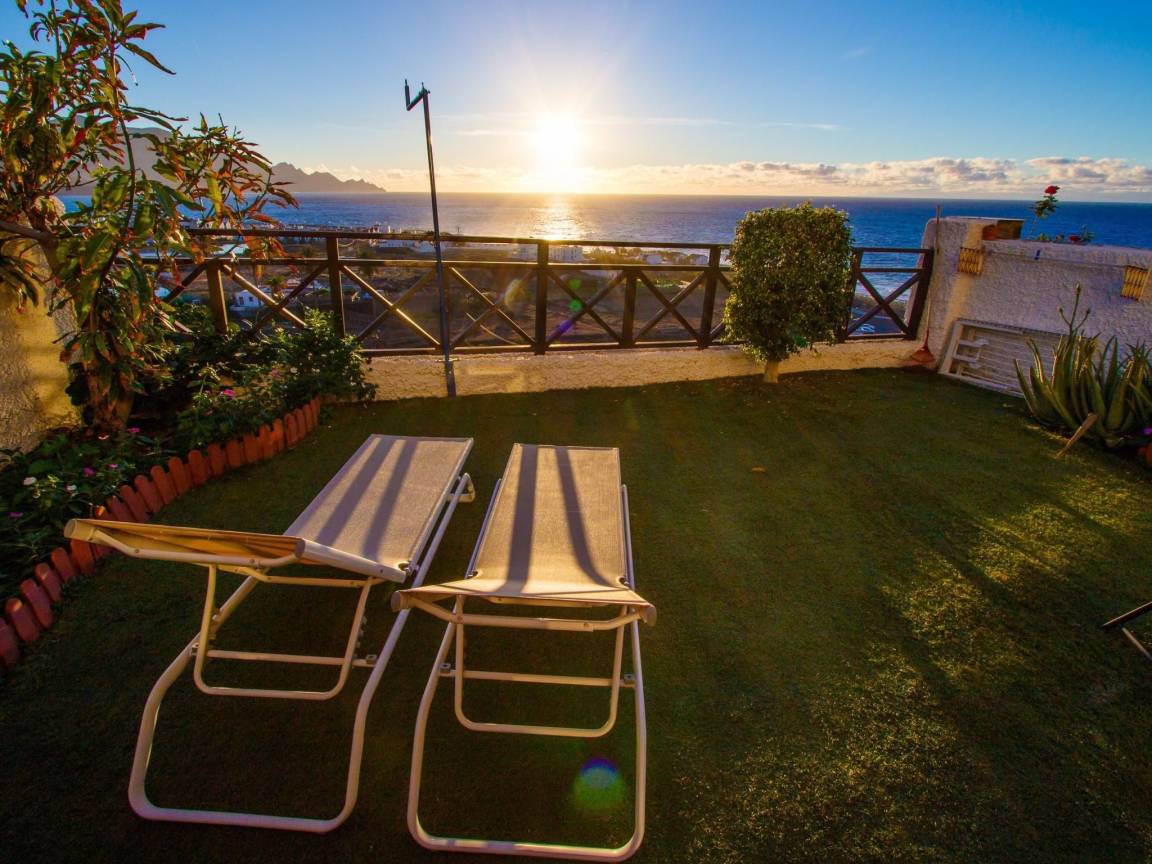 80 M² Huoneisto ∙ 2 Makuuhuonetta ∙ 4 Vierasta - Playa de Las Arenas (Punta Góngora)