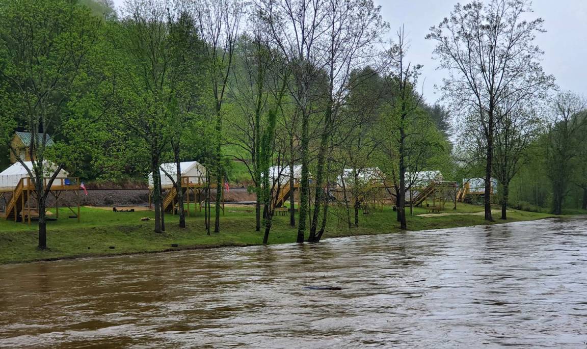 Camping ∙ 1 Chambre ∙ 6 Personnes - Caroline du Nord