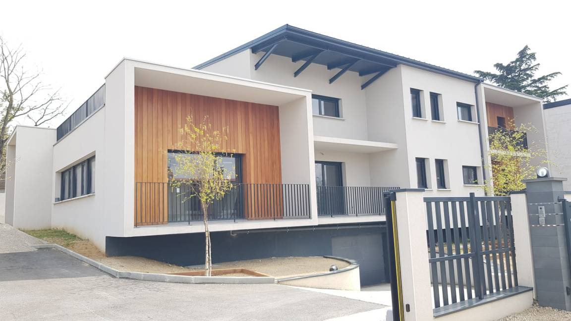 42 M² Apartamento ∙ 1 Habitación ∙ 2 Huéspedes - Chaponnay