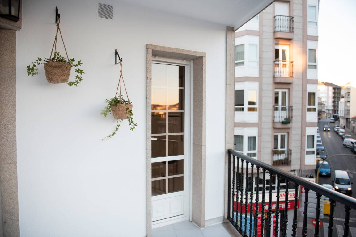 115 M² Apartamento ∙ 5 Habitaciones ∙ 9 Huéspedes - Chantada