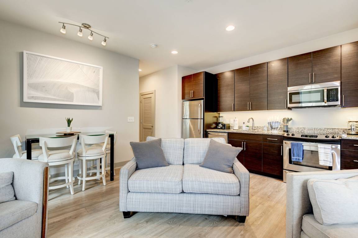 112 M² Apartment ∙ 2 Bedrooms ∙ 4 Guests - Baltimore, MD