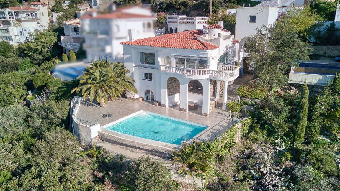 200 M² Maison De Vacances ∙ 4 Chambres ∙ 10 Personnes - Roses