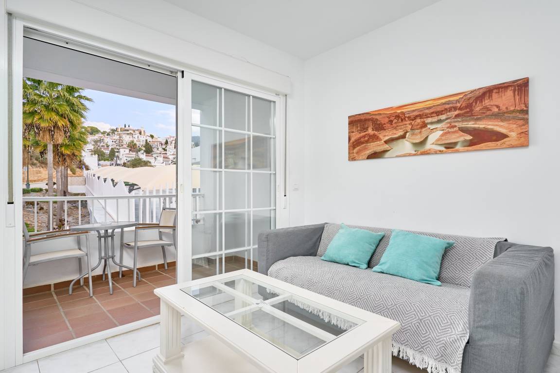 60 M² Lägenhetshotell ∙ 2 Sovrum ∙ 5 Gäster - Nerja