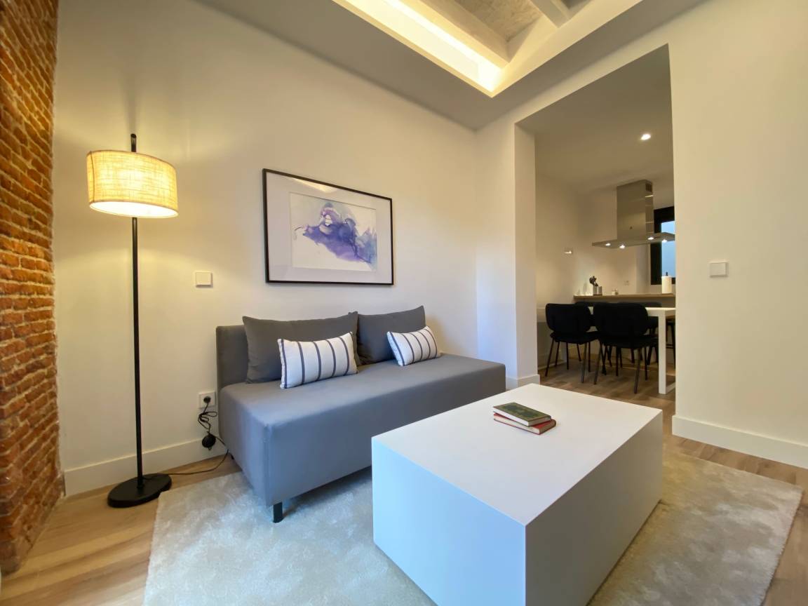 94 M² Apartamento ∙ 2 Habitaciones ∙ 4 Huéspedes - Madrid
