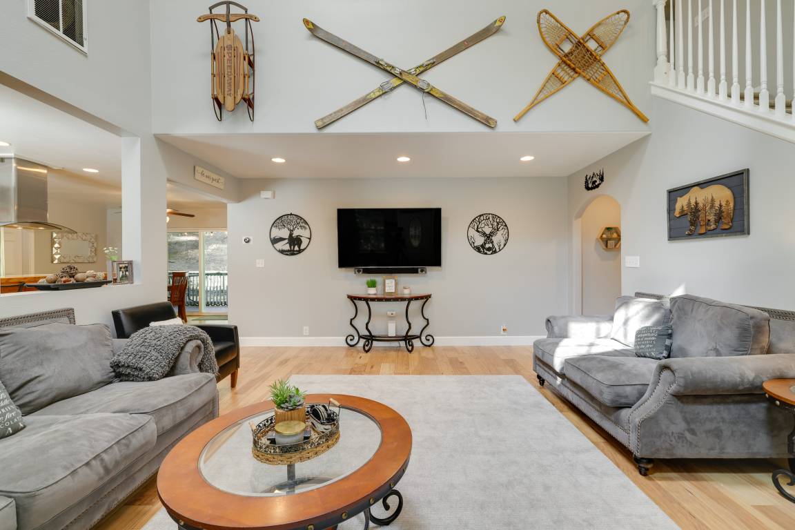 167 M² House ∙ 3 Bedrooms ∙ 9 Guests - Brentwood Lake, Twain Harte