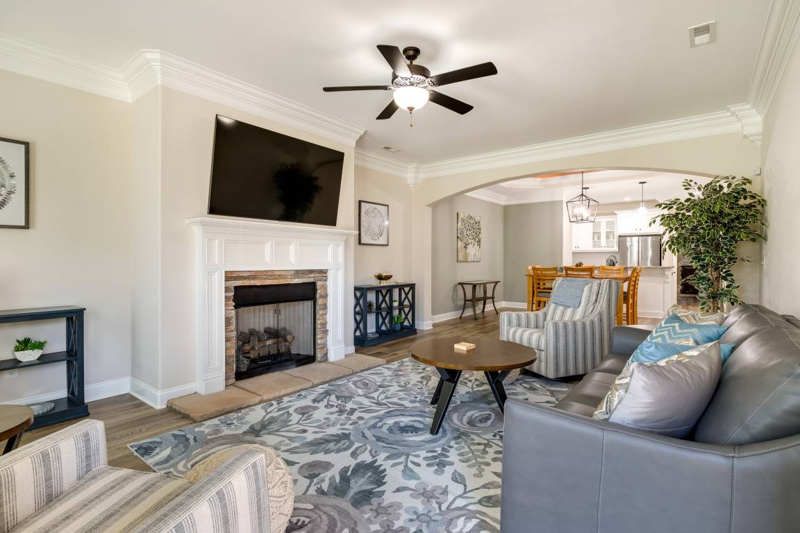 153 M² Ferienwohnung ∙ 3 Schlafzimmer ∙ 6 Gäste - Huntsville, AL