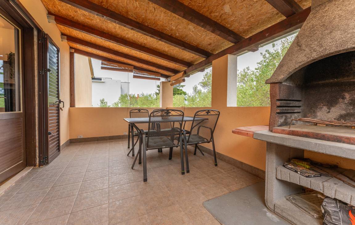 70 M² Ferienwohnung ∙ 2 Schlafzimmer ∙ 4 Gäste - Biograd na Moru