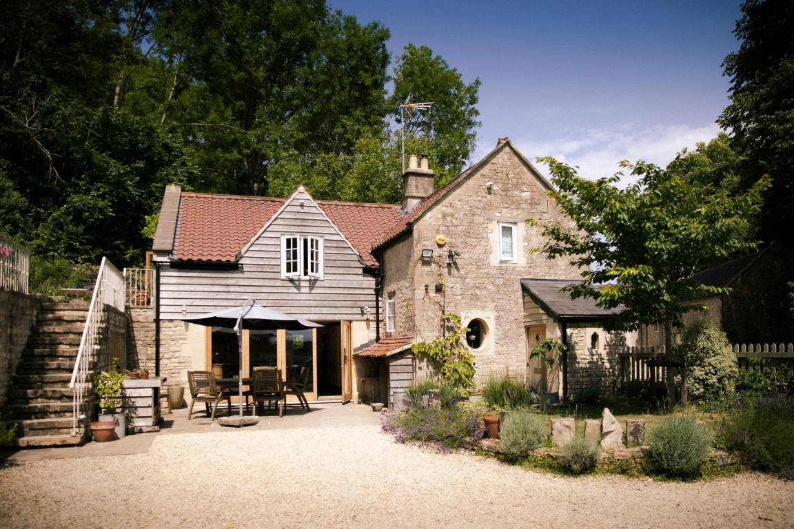110 M² Cottage ∙ 4 Bedrooms ∙ 8 Guests - Bath