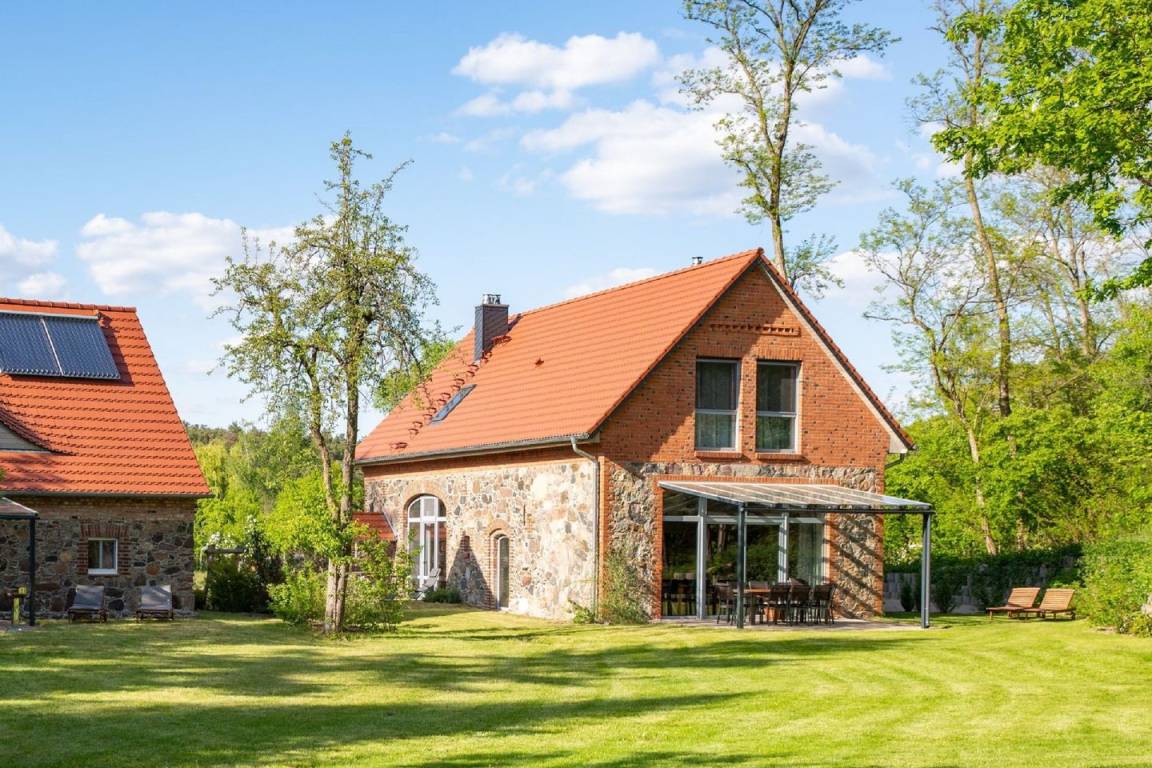 116 M² Ferienhaus ∙ 3 Schlafzimmer ∙ 8 Gäste - Fürstenwalde/Spree