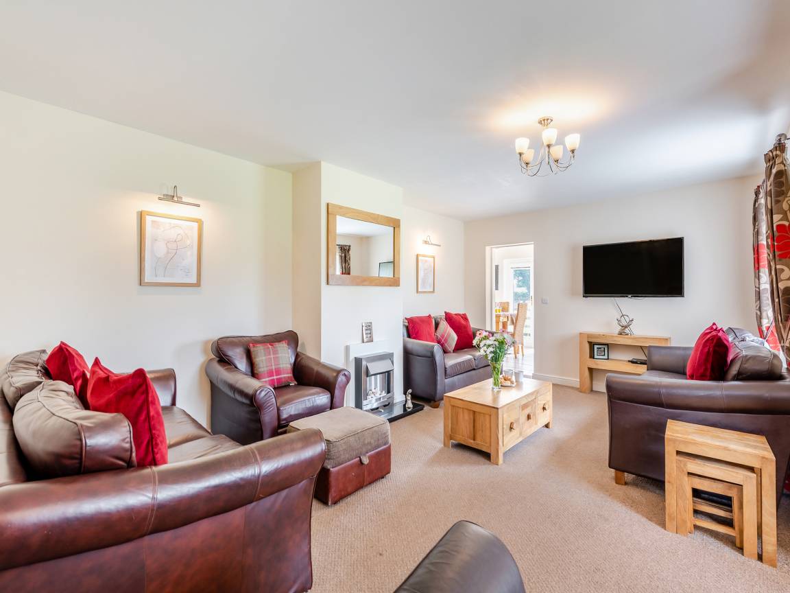 Cottage ∙ 7 Bedrooms ∙ 15 Guests - North Wales