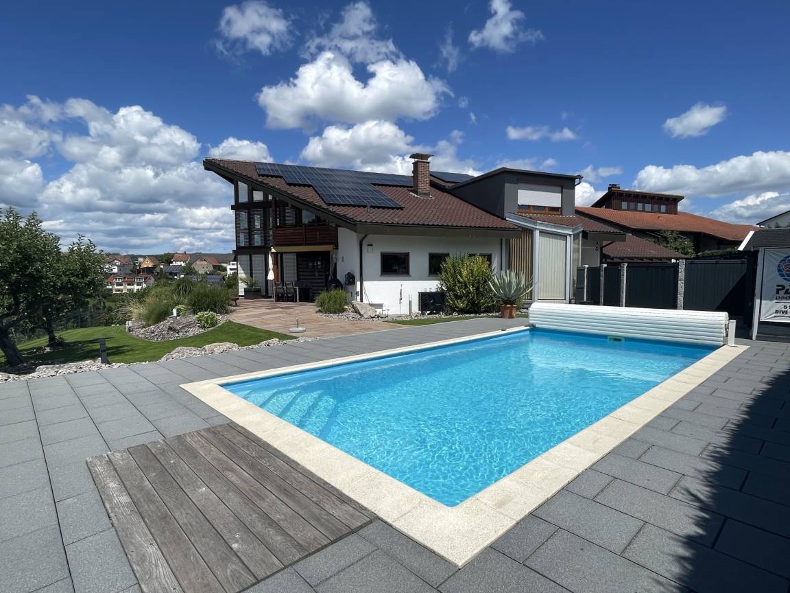 120 M² Ferienwohnung ∙ 1 Schlafzimmer ∙ 3 Gäste - Hilzingen