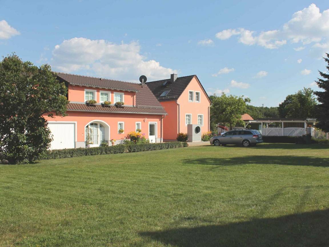60 M² Ferienhaus ∙ 2 Schlafzimmer ∙ 4 Gäste - Senftenberg