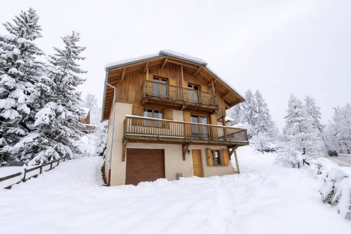 125 M² Chalet ∙ 4 Schlafzimmer ∙ 10 Gäste - Embrun