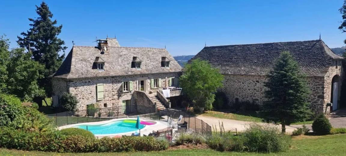 170 M² Villa ∙ 3 Slaapkamers ∙ 6 Gasten - Aveyron