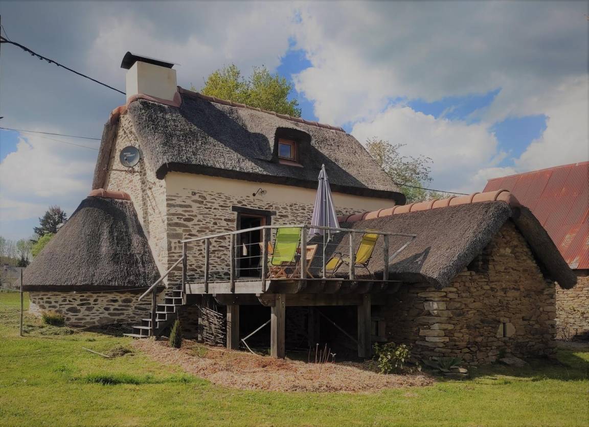 75 M² Gîte ∙ 1 Chambre ∙ 2 Personnes - Marcillac-la-Croisille