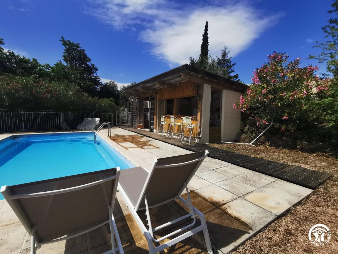 65 M² Gîte ∙ 1 Chambre ∙ 4 Personnes - Olargues