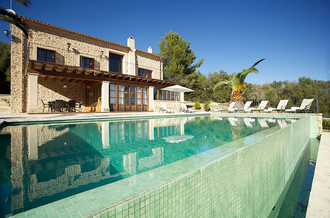 400 M² Stuga ∙ 4 Sovrum ∙ 8 Gäster - Mallorca