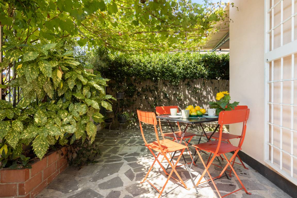 95 M² Apartment ∙ 2 Bedrooms ∙ 5 Guests - Pisa Airport (PSA)
