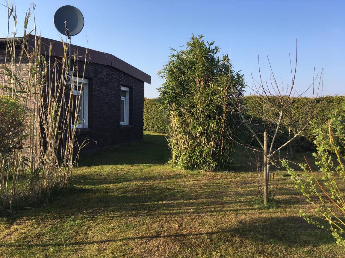 80 M² Bungalow ∙ 1 Schlafzimmer ∙ 4 Gäste - Wilhelmshaven