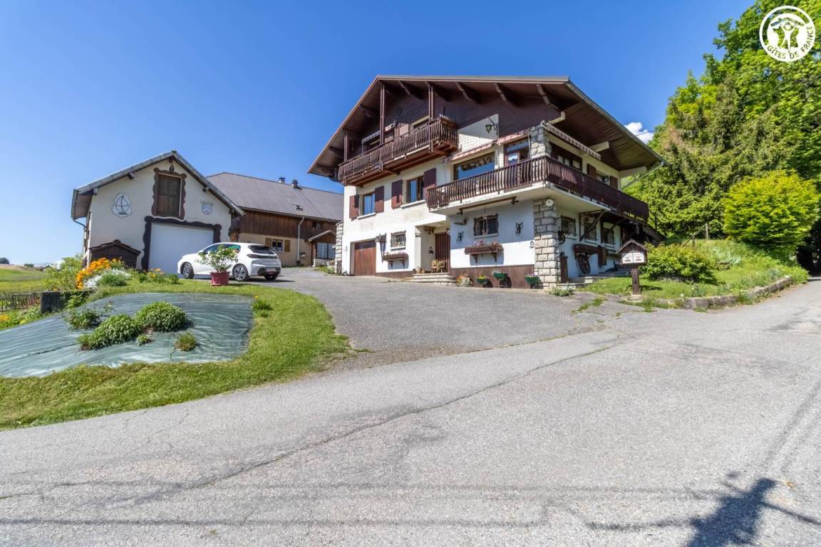 72 M² Gîte ∙ 3 Chambres ∙ 6 Personnes - Albertville