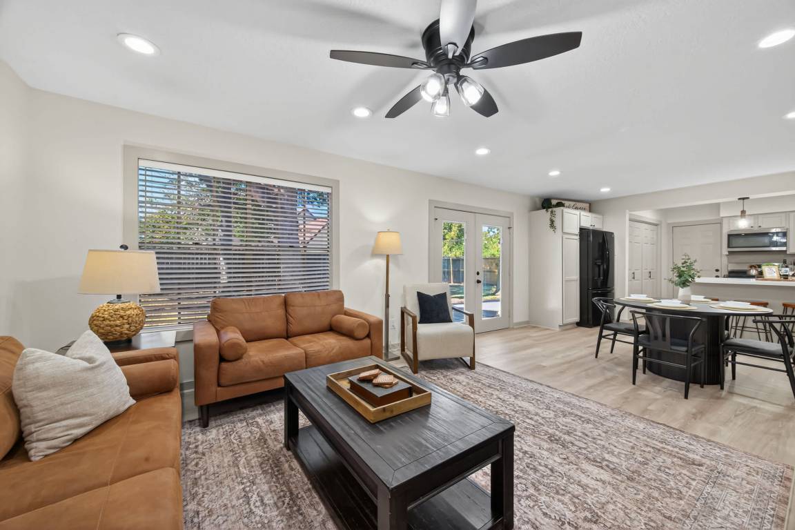 House ∙ 4 Bedrooms ∙ 8 Guests - Kemah, TX