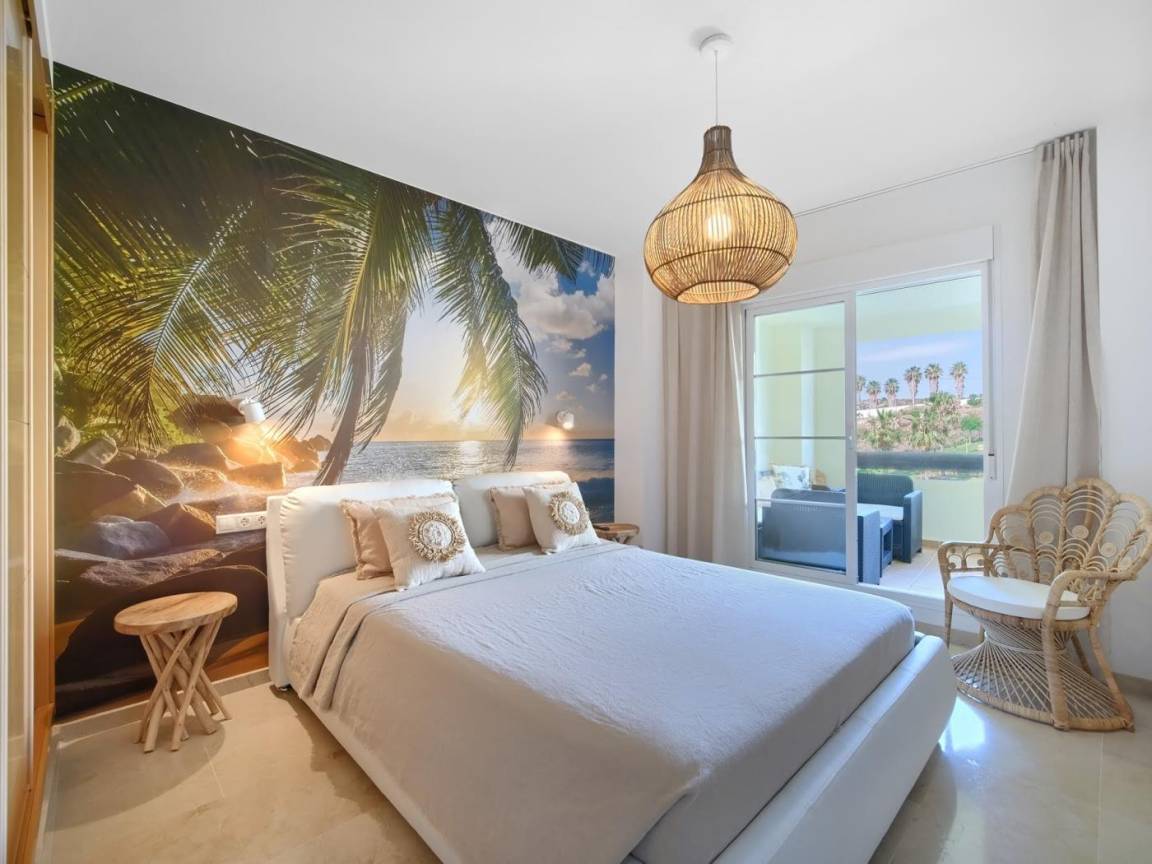 80 M² Apartamento ∙ 2 Habitaciones ∙ 4 Huéspedes - Benalmádena