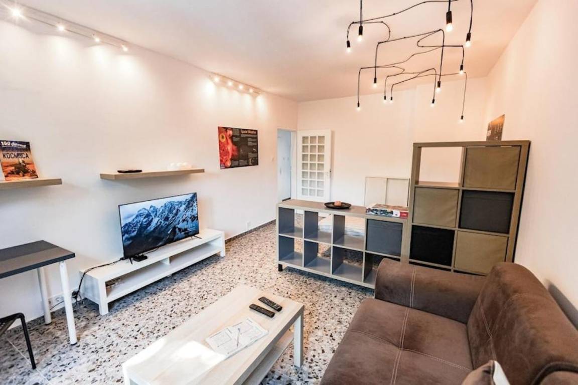 69 M² Apartamento ∙ 2 Habitaciones ∙ 4 Huéspedes - Sofía